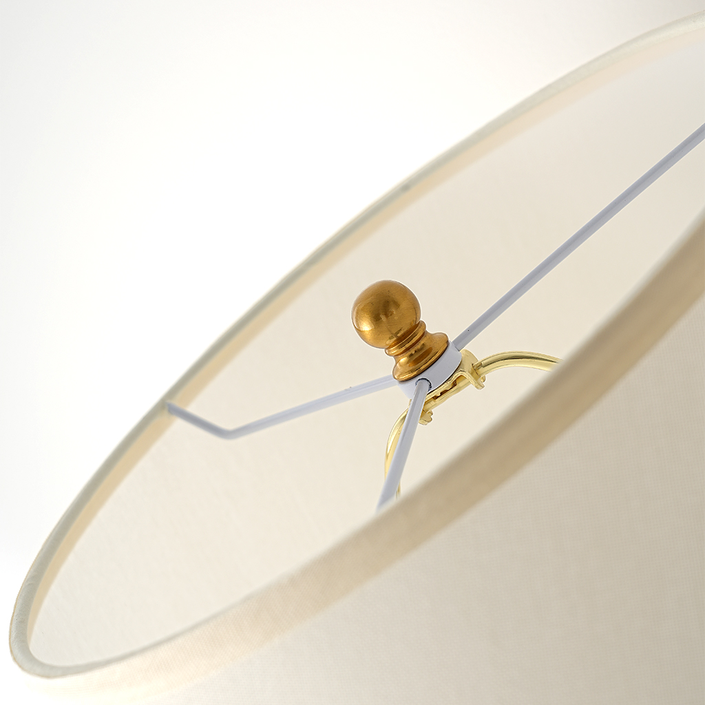 White Lamp with Balls | Dot Table Lamp | Ping Lighting